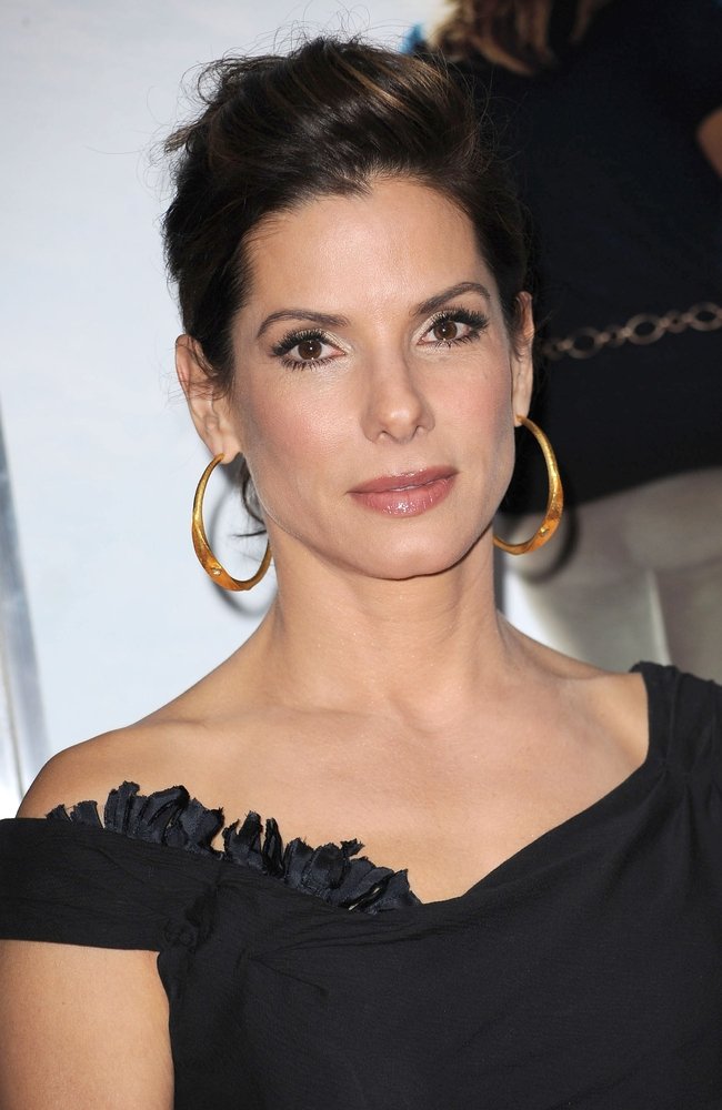 You Won't Believe How Sandra Bullock's Life Changed with These Two Kids ...