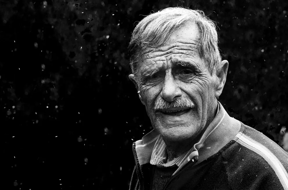 Homeless Dad Of 3 Spends His Last 2 On A Stranger—what He Woke Up To