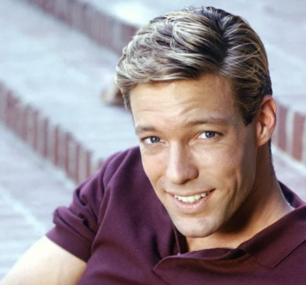 Richard Chamberlain may be gone, but the quiet, graceful love he shared ...