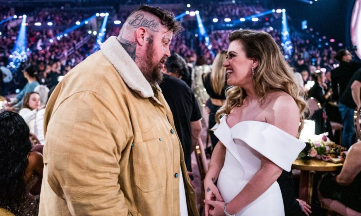 Jelly Roll Brought to Tears by Kelly Clarkson’s Stunning Cover of His ...